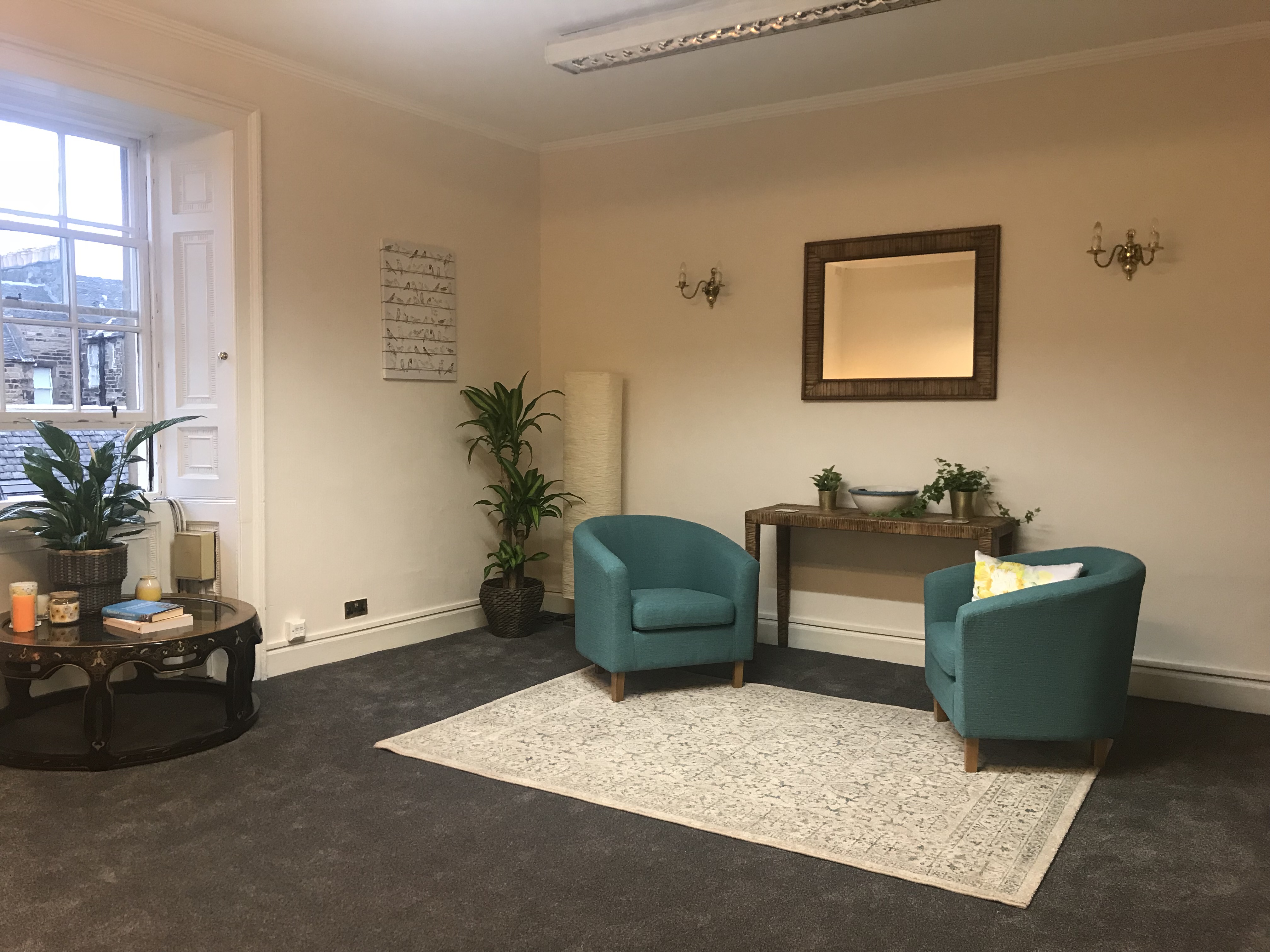 Good sized Therapy Room In Central Edinburgh Good sized Therapy Room In Central Edinburgh